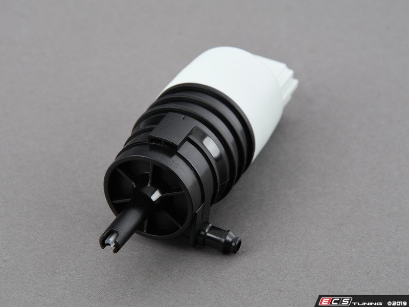 URO - 67127302589 - Windshield Washer Pump