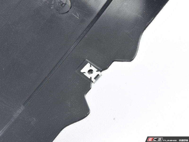 Genuine Volkswagen Audi - 1K0805911G - WHEEL HOUS (1K0 805 911 G)