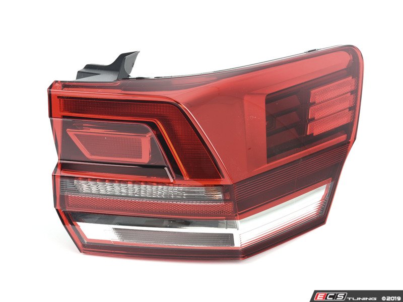 Genuine Volkswagen Audi - 3CN945096B - Outer Tail Light - Right (3CN ...