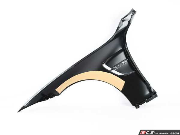 Genuine BMW - 41358066918 - Side Panel - Front Right (41-35-8-066-918)