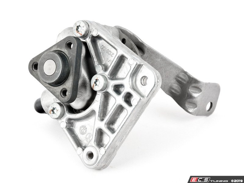 LUK - 32416756582 - Power Steering Pump - LF-30