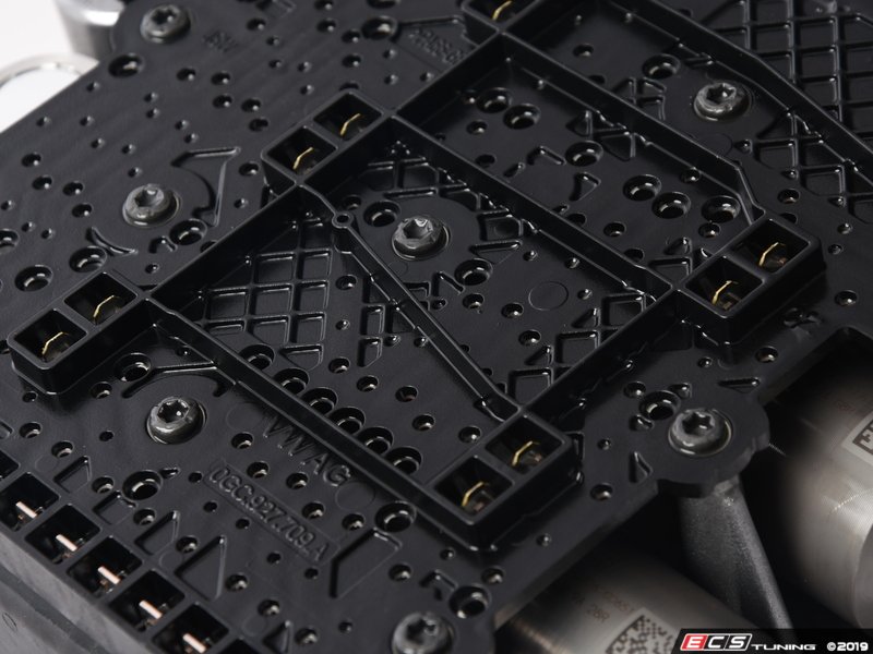 Genuine Volkswagen Audi - 0GC325025DZ1P - MECHATRON. (0GC 325 025 D Z1P)