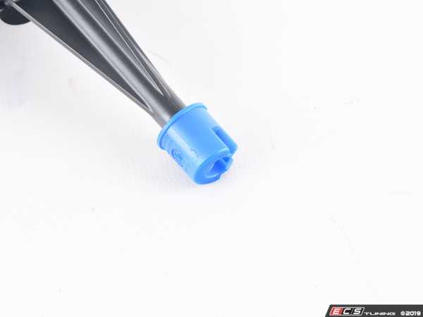 Genuine Volkswagen Audi - 04E907660C - Oil Level Sensor (04E 907 660 C)