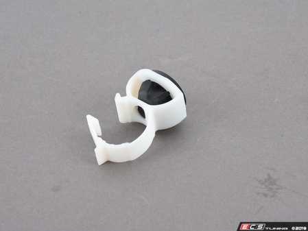 Genuine BMW - 07149209733 - Pipe Clip (07-14-9-209-733)
