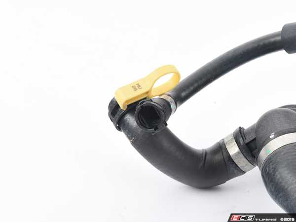 Rein - 17127580957 - Upper Radiator Hose
