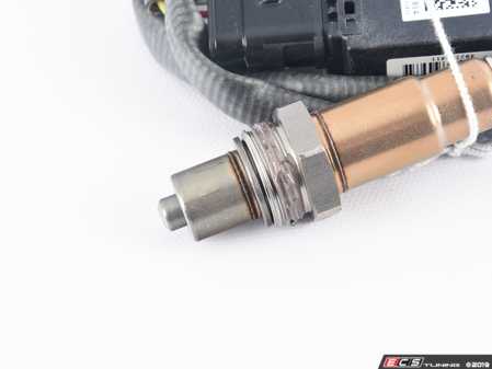 Genuine BMW - 13628582025 - Genuine BMW Exhaust Sensor (13-62-8-582-025)