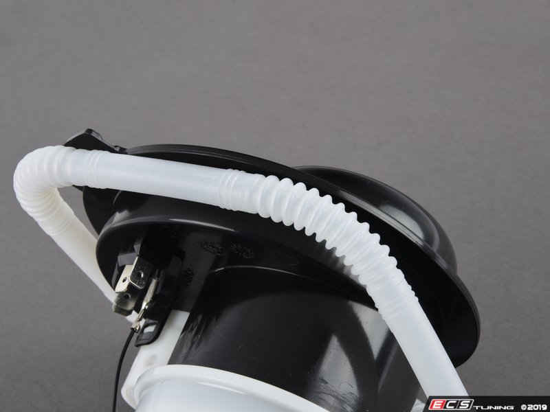 Hamburg Tech - 95562084100 - Fuel Filter Assembly