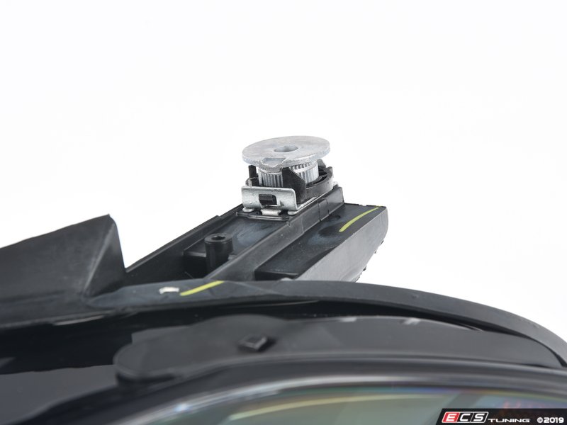 Genuine Volkswagen Audi - 5GM941005E - Halogen Headlight Assembly ...