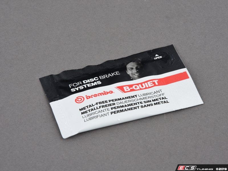 Brembo - 34216794879 - Rear Premium NAO Ceramic Brake Pad Set