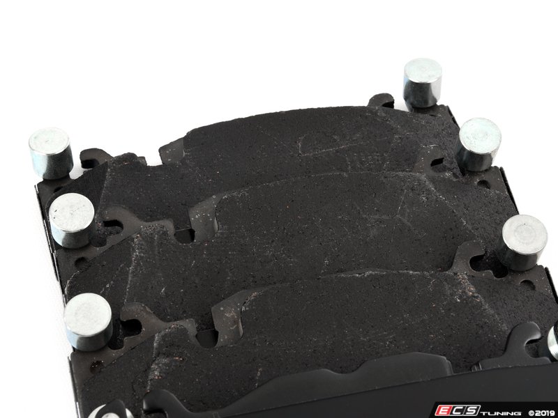 TRW - 0074205320 - Front Brake Pad Set