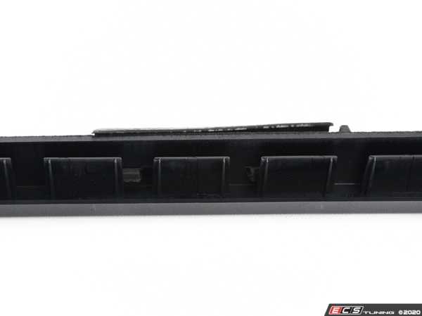 Genuine Mercedes Benz - 22173706749051 - LEDGE