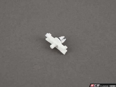 Genuine Volkswagen Audi - 7L0853585A - CLIP (7L0 853 585 A)