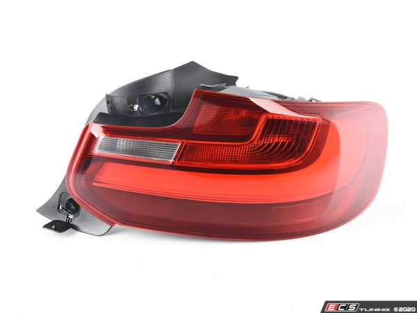 Genuine BMW - 63217295428 - Taillight (63-21-7-295-428)
