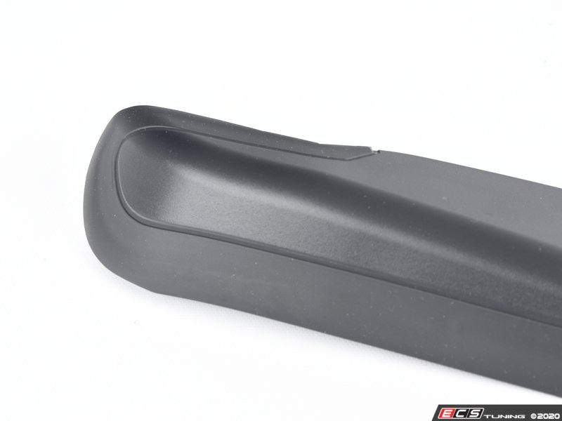 Genuine BMW - 63217382960 - TAIL LIGHT FINISHER, (63-21-7-382-960)