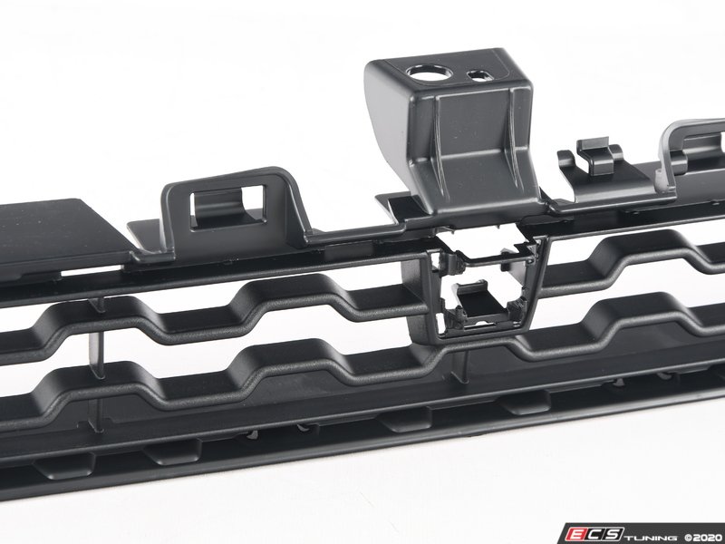 Genuine BMW - 51118060891 - GRILL, ICAM, CENTER UPPER, O (51-11-8-060-891)