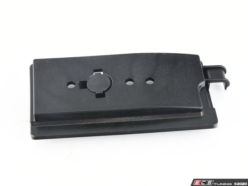 Genuine Volkswagen Audi - 8W0804647 - UNDERRUN (8W0 804 647)