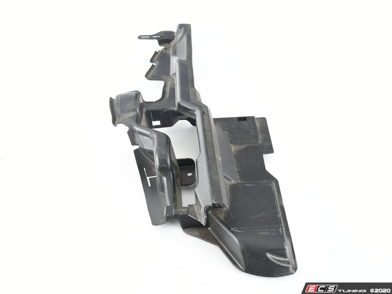 Genuine BMW - 51717136687 - Air Duct - Front Left (51-71-7-136-687)