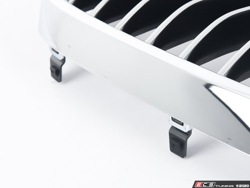 Genuine BMW - 51138065540 - Grille - Front - Right (51-13-8-065-540)