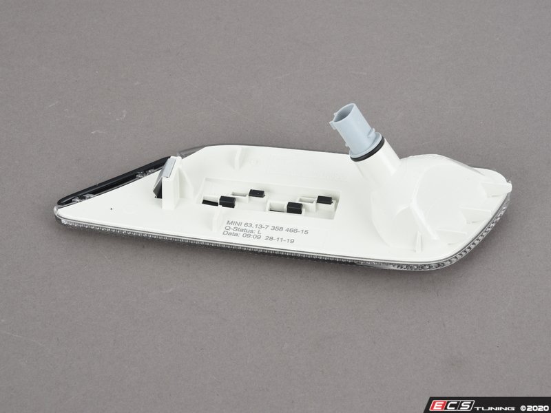 Genuine MINI - 63137358466 - Side Turn Signal & Grille - Clear - Right ...