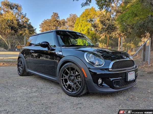 Konig - am87100458KT - 17" KONIG Ampliform Flow Formed Wheel Set ...