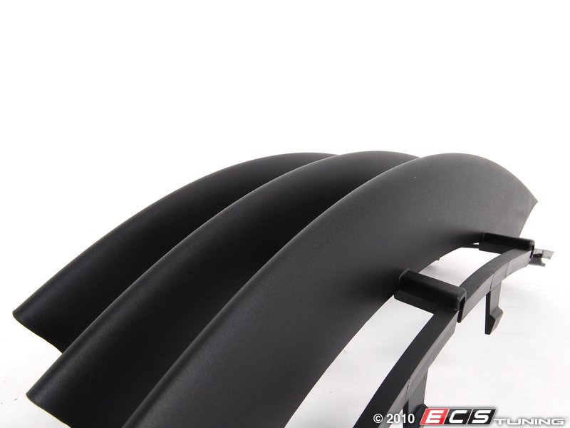 Genuine European Volkswagen Audi - 3C0853665D9B9 - R36 Bumper Grille ...