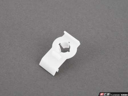 URO - 51357011680 - E53 Window Regulator Support Clip