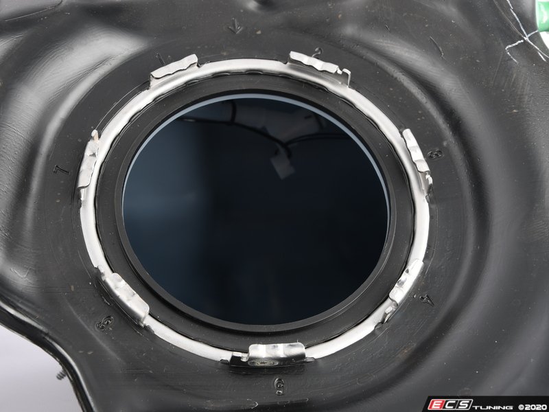 Genuine BMW - 16117294604 - Fuel Tank (16-11-7-294-604)