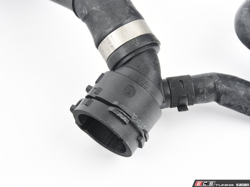 Genuine Volkswagen Audi - 5K0122157K - WATER HOSE (5K0 122 157 K)