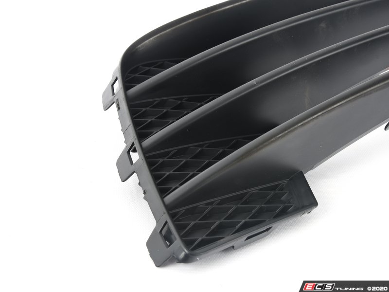 Genuine Volkswagen Audi - 5GM853665C9B9 - GRILLE (5GM 853 665 C 9B9)