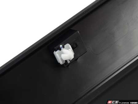 Genuine BMW - 51137352556 - MOULDING ROCKER PANEL FRONT (51-13-7-352-556)