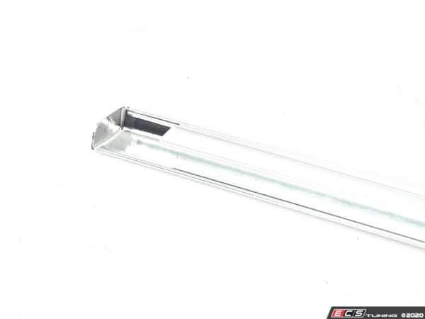 Genuine BMW - 51228207898 - Rear door trim - right (51-22-8-207-898)