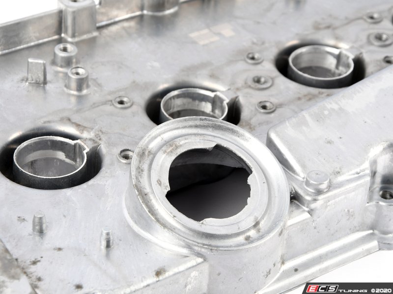 Hamburg Tech - 06B103469N - Valve Cover