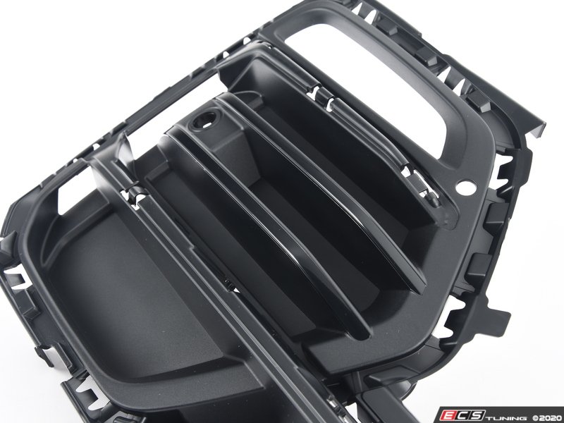 Genuine BMW - 51117449688 - GRILL, SIDE, CLOSED, RIGHT (51-11-7-449-688)