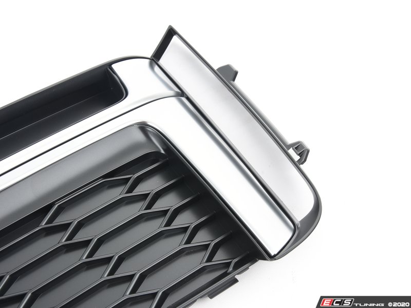 Genuine Volkswagen Audi - 8W6807682KRU6 - GRILL (8W6 807 682 K RU6)