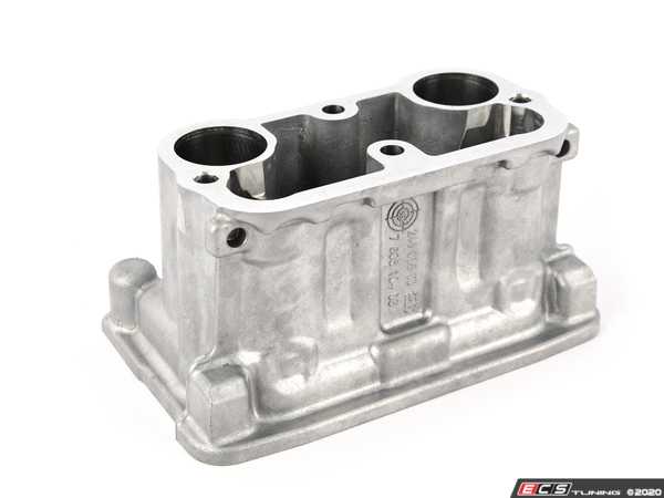 Genuine BMW - 11127605104 - SPARK PLUG RECESS IN (11-12-7-605-104)