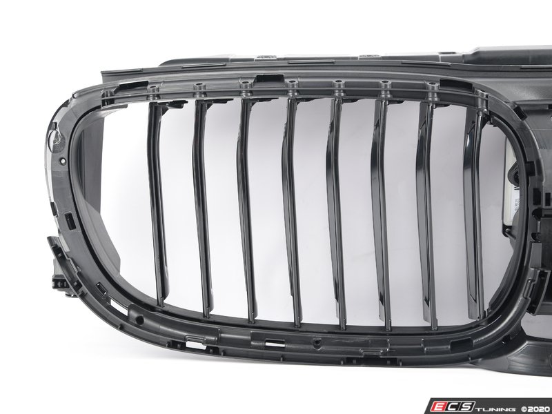 Genuine BMW - 51138091760 - Air Flaps - Upper - M (51-13-8-091-760)