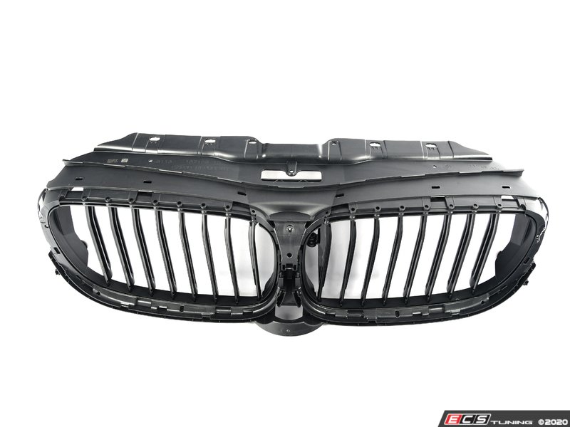 Genuine BMW - 51138091760 - Air Flaps - Upper - M (51-13-8-091-760)