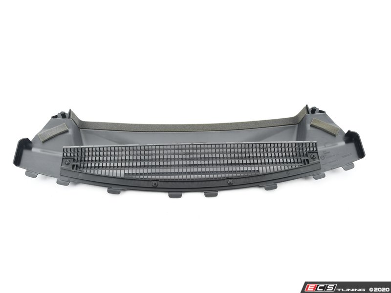 Genuine BMW - 13717637050 - DUCT, FRESH AIR (13-71-7-637-050)