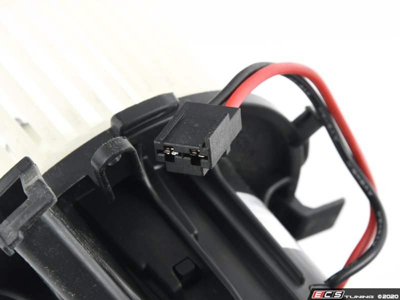 TYC - 8T1820021 - Blower Motor