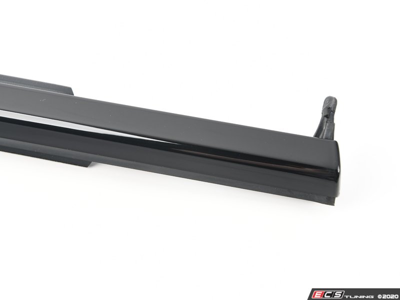 Genuine BMW - 51337404026 - SHAFT COVER OUTER FR (51-33-7-404-026)