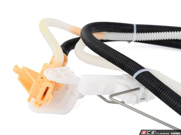 Genuine Volkswagen Audi - 7P6919715A - Fuel Pump Suction Hose (7P6 919 ...
