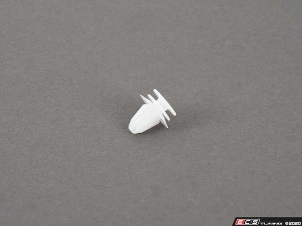 Genuine Mercedes Benz - 0009919898 - CLIP