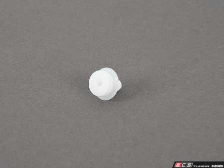 Genuine Mercedes Benz - 0009919898 - CLIP