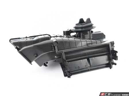 Genuine Volkswagen Audi - 4M1820023A - EVAPORATOR (4M1 820 023 A)