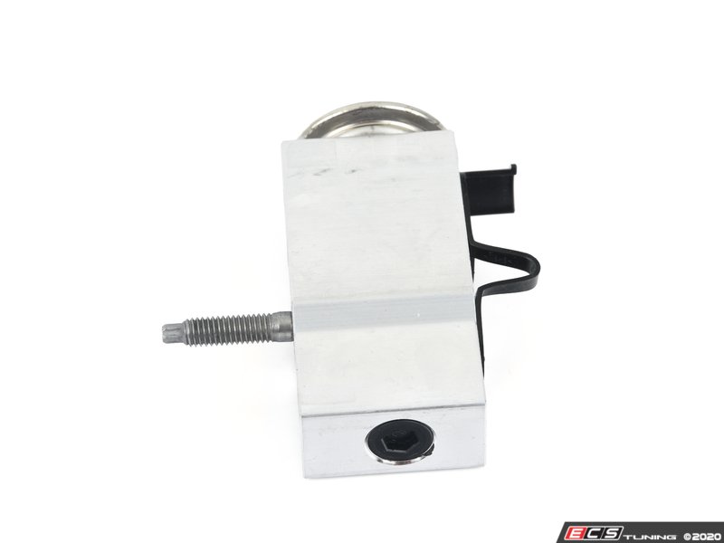 Genuine Volkswagen Audi - 8W0820679 - VALVE (8W0 820 679)