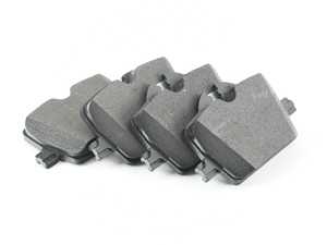 BMW G20 330i B46 2.0L Front & Rear Brake Pads - ECS Tuning