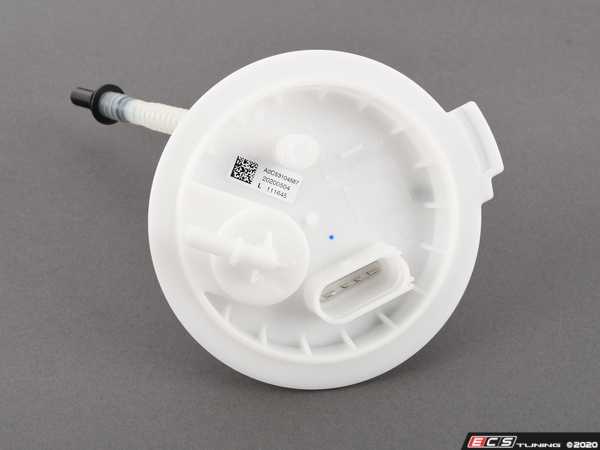 VDO - 7L8919679C - Fuel Pump Flange With Pressure Regulator