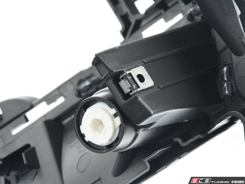 Genuine BMW - 51657222996 - Fender (51-65-7-222-996)