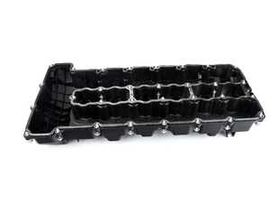 BMW E82 Cylinder Head Valve Covers - ECS Tuning
