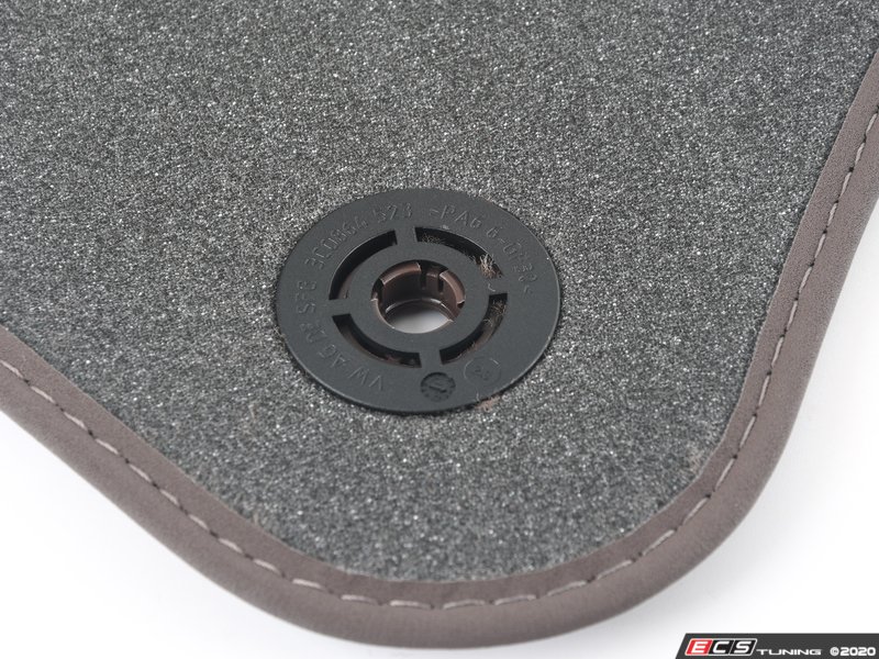 Genuine Volkswagen Audi - 4H4863011PGU4 - FOOT MAT (4H4 863 011 P GU4)